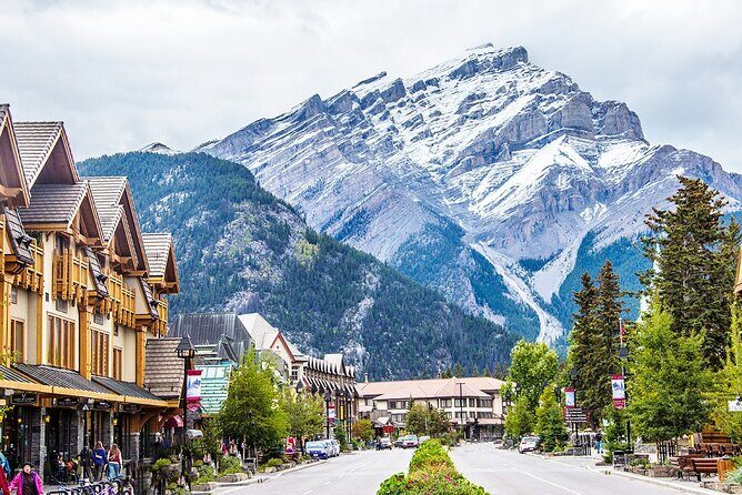 Lake Louise Moraine and Johnston Canyon Experience - Who Will Love This Tour?