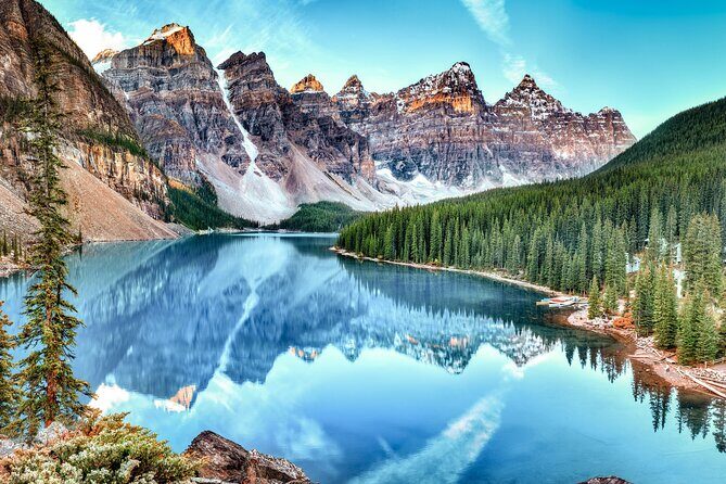 Lake Louise, Moraine Lake & Banff Tour - Exploring the Highlights