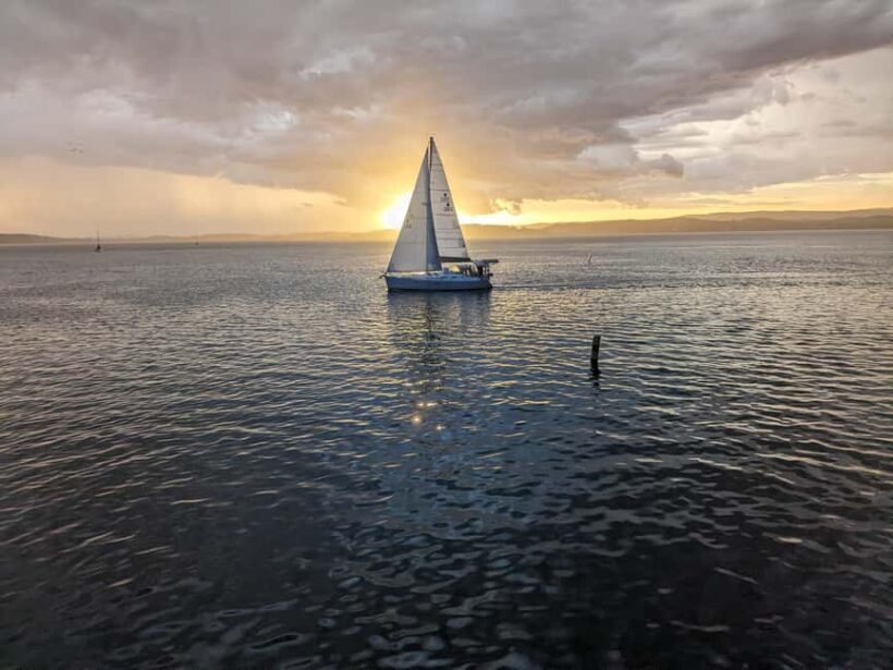 Lake Macquarie: luxury small group yacht cruise - What to Expect on Your Lake Macquarie Yacht Cruise