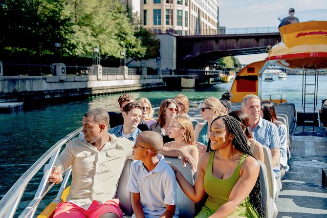 Lake Michigan and Chicago River Architecture Cruise by Speedboat - Accessibility Features and Recommendations