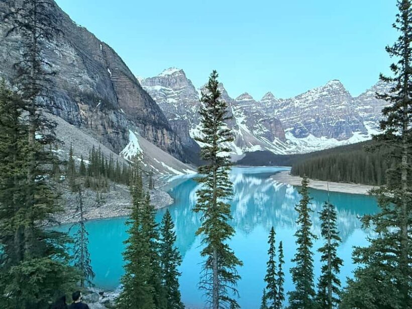 Lake Moraine Lake Louise Johnston Canyon Banff Town Day Tour - Moraine Lake: The Valley of the Ten Peaks