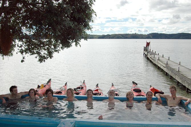 Lake Rotoiti Guided Hot Pools Kayak Trip - Starting Point: Easy and Convenient Meeting