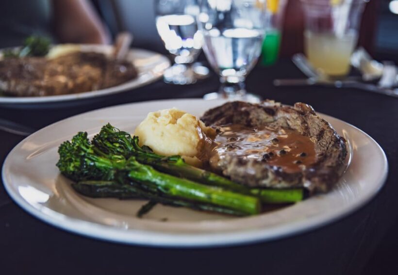 Lake Tahoe: Sunset Dinner Cruise - FAQ