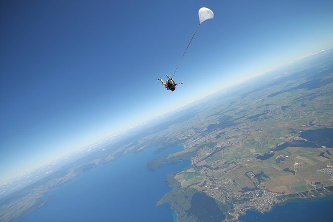 Lake Taupo 12,000-Foot Tandem Skydiving - FAQs