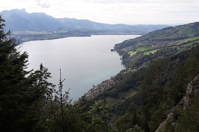 Lake View CLOY Hangbridge Sigriswil City Thun Castle Spiez Privat - Authentic Traveler Insights