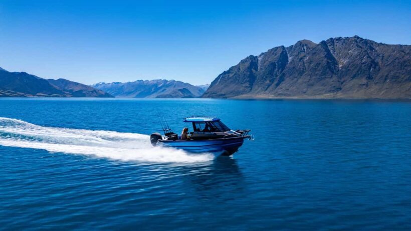 Lake Wnaka: 3 hour Fishing Adventure by Boat - Key Points