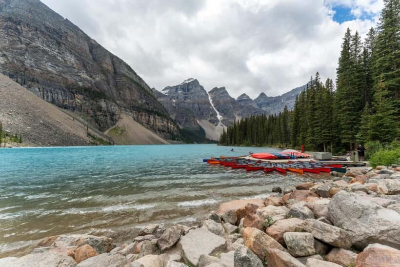 Lakes Moraine, Louise, Emerald, Johnston Canyon & Yoho Tour - FAQs