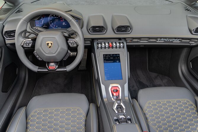 Lamborghini Huracan Spyder - Supercar Driving Experience in Miami - Accessibility and Transportation Information