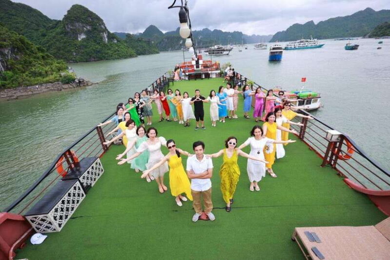 Lan Ha Bay 2 Days 1 Night 5 Star Cruise Classic Style - Key Points