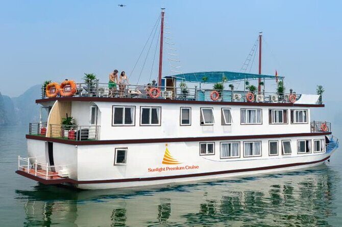 Lan Ha bay 3D2N Boutique boat: Kayaking, cycling, villages, beaches, caves - An In-Depth Look at the Tour Experience