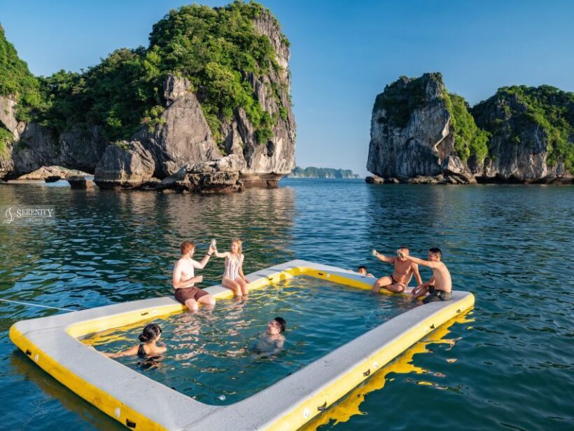 Lan Ha bay 5star cruise 6 hours trip, kayaking, bike, swim - Disembark at Viet Hai Village and Explore Traditional Life