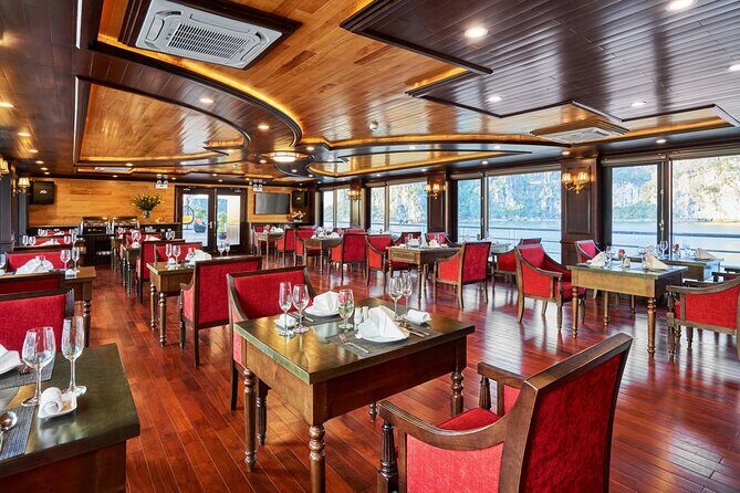 Lan Ha bay luxury cruise 2D/1N: Kayaking, swimming at the pristine places, meals - The Sum Up