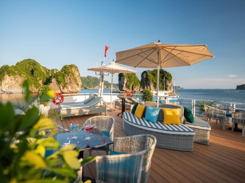 Lan ha Bay Luxury cruise day trip, kayaking, swimming, bike - Key Points