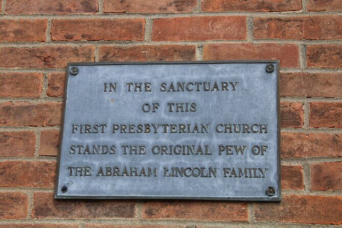 Land of Lincoln Smartphone Audio APP Self Guided Walking Tour - Who Will Love This Tour?