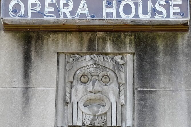 Landmarks Downtown-West Walking Tour - What’s Included and What’s Not?