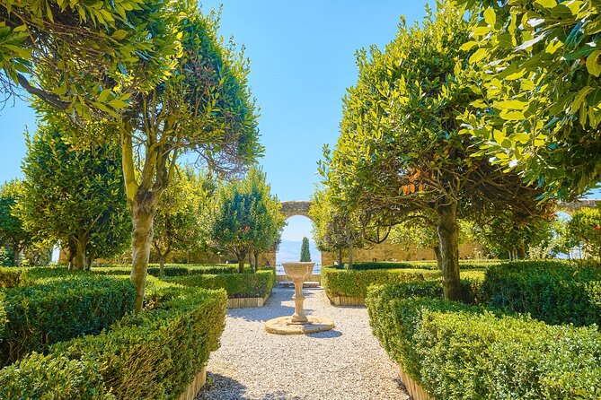 Lands of Brunello Wine Pienza and Montalcino With Gourmet Lunch - Discovering Montalcino
