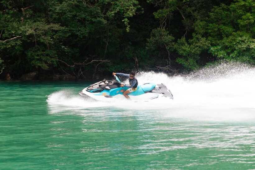 Langkawi Jetski Tour Rookie Package with Pickup and Drop-Off - FAQs