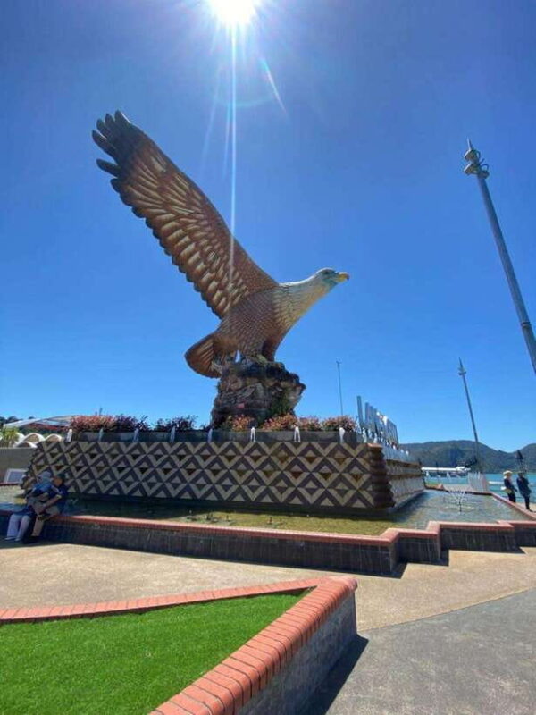 Langkawi Land-Tour (private) - 6 hour included Mangrovetour - Analyzing the Value