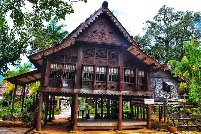 Langkawi Myth & Legend Tour MahsuriTomb TelagaTujuh BerasTerbakar - Who Will Love This Tour?