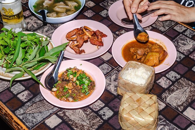 Lanna Kingdom Chiang Mai Food Tour with 15+ Tastings - Authenticity and Experience