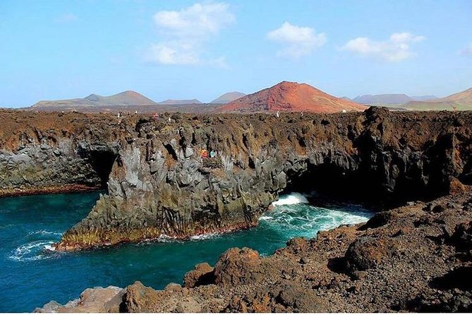 Lanzarote Highlights. Private Tour With Pickup (Price per Vehicle, Not P.P.) - Why Choose a Private Tour?