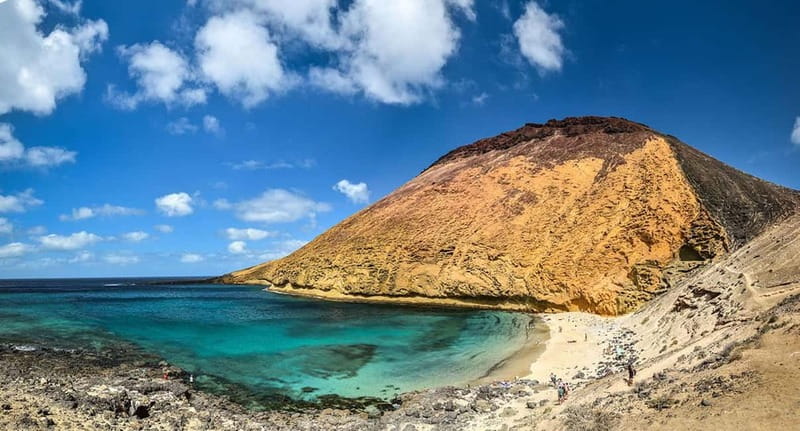 Lanzarote: La Graciosa Complete Jeep Tour with Beach Time - FAQs