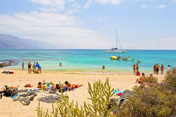 Lanzarote: La Graciosa island cruise with lunch and water activities - Considerations & Drawbacks