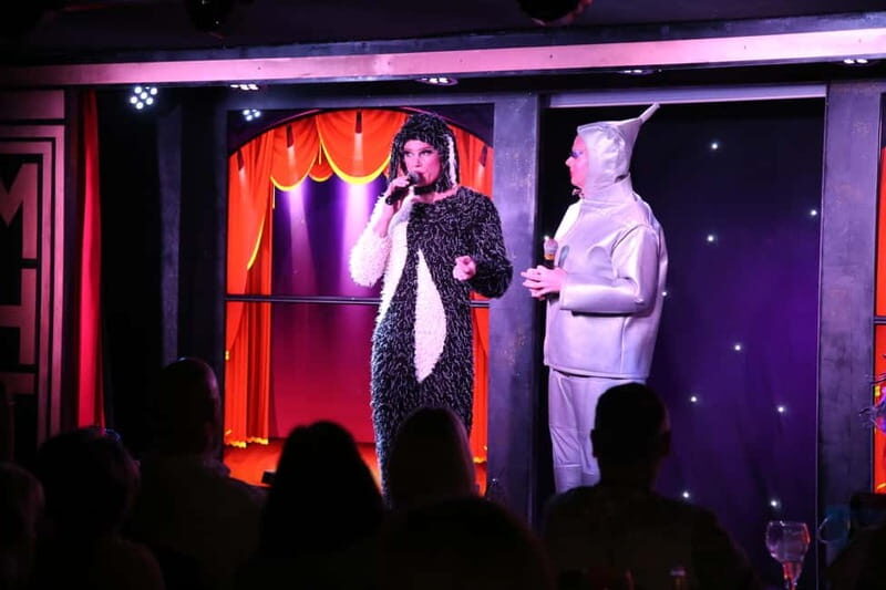 Lanzarote: MHT - Music Hall Tavern - Comedy Drag Dinner Show - Summary of the Experience