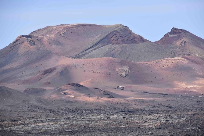 Lanzarote Short South Tour with Timanfaya Volcano Entrance - The Experience: What Travelers Can Expect