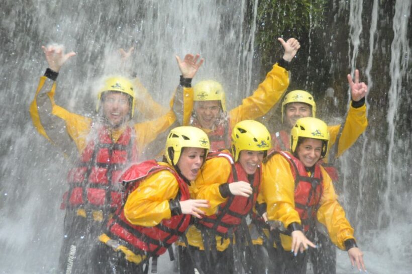 Lao River: 11 Km Classic Rafting medium descent - Discovering the Lao River: An In-Depth Look