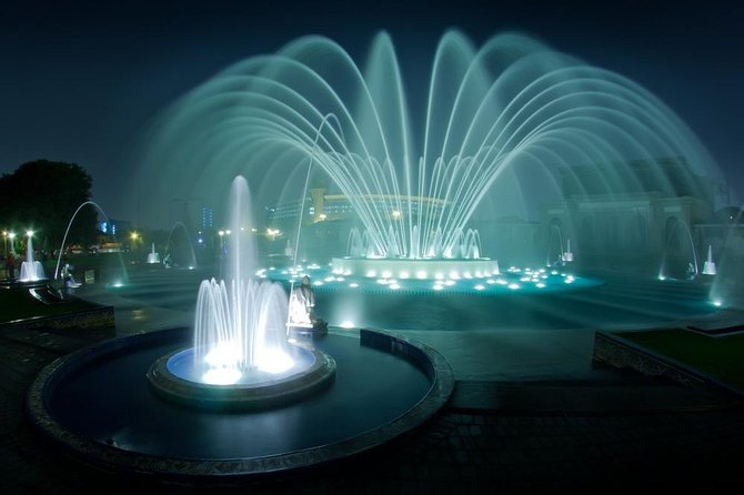Larco Museum, Pisco Old Tavern and Magic Water Circuit Evening Tour - Exploring the Larco Museum
