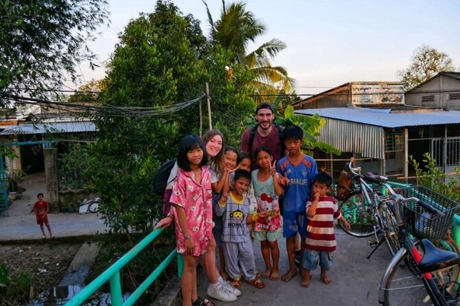 Largest Floating Market, Wild Small Canal System & Organic cocoa - The Experience from Reviews