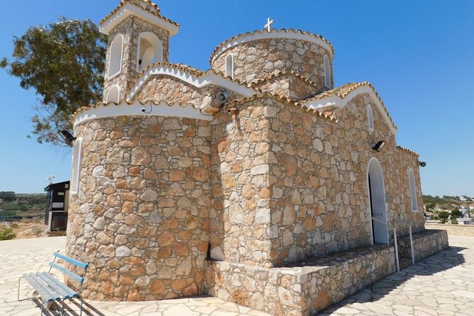 Larnaca Unveiled: Landmarks, Tastes & Traditions - Exploring the Stops in Detail