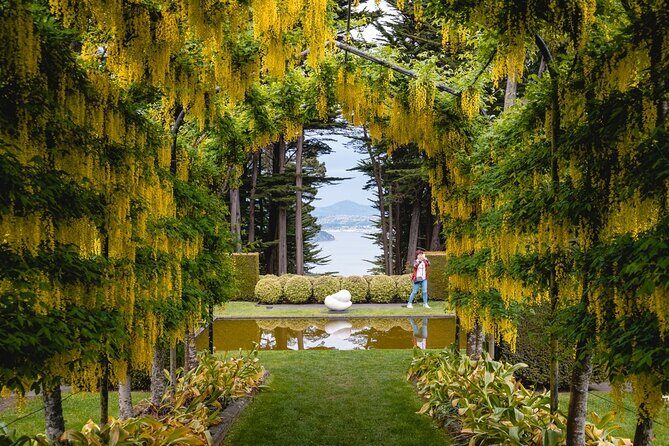 Larnach Castle & Otago Wildlife Cruise from Dunedin - FAQs
