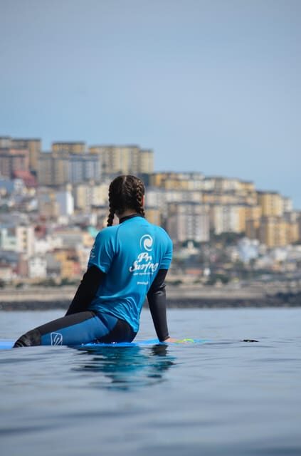 Las Palmas: Learn to Surf with a Special Price for Two Group - FAQ