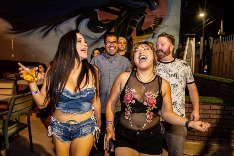 Las Vegas: Arts District Speakeasies & Hidden Gems Bar Crawl - The Experience: Authentic, Fun, and Informative