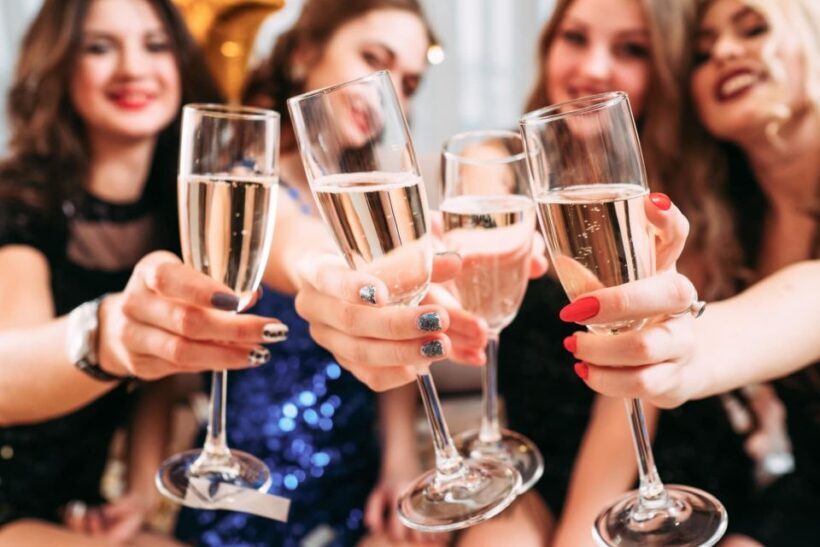 Las Vegas: Bachelorette Party Bus Club Crawl - Who Will Love This Tour?