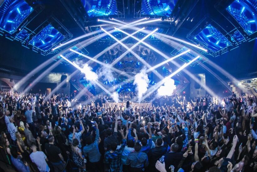 Las Vegas: Club Crawl by Party Bus w/ Free Drinks - What’s Included and What’s Not
