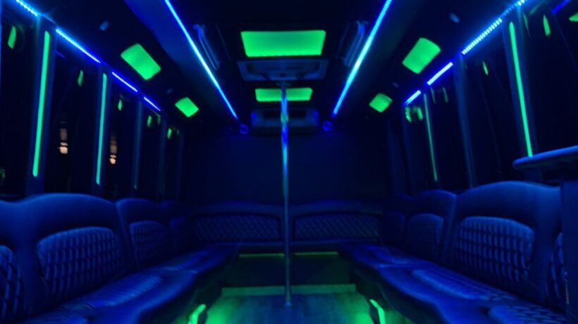 Las Vegas: Country Bar Crawl by Party Bus w/ Mixed Drinks - FAQs