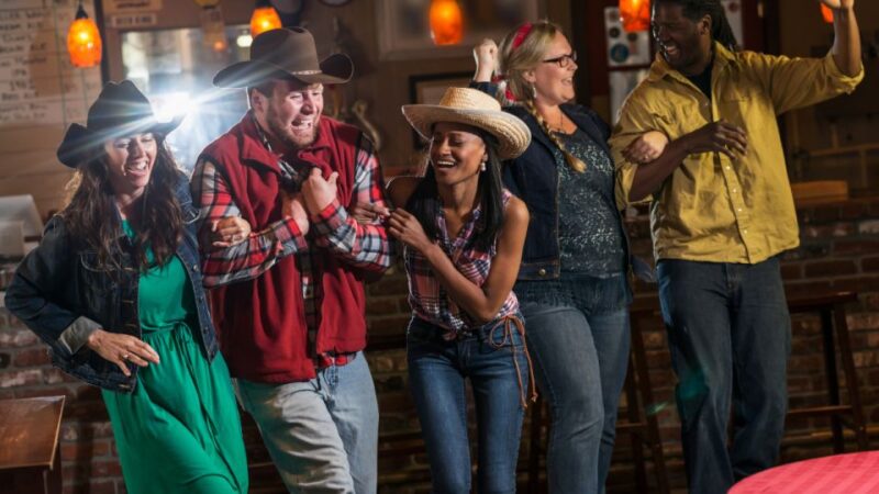 Las Vegas: Country Bar Crawl by Party Bus w/ Mixed Drinks - Authentic Experiences and Reviews