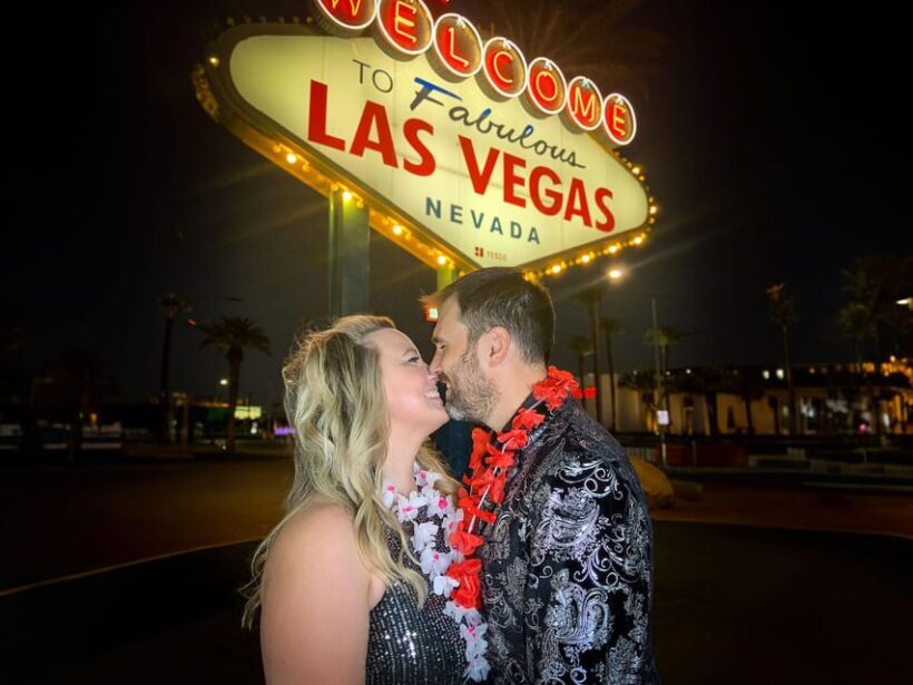 Las Vegas: Elvis Wedding with Las Vegas Sign Photos Included - The Experience Reviews — Authentic Voices