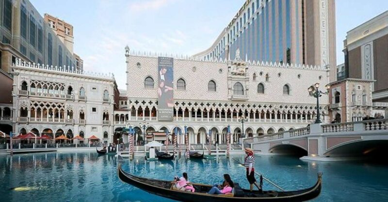 Las Vegas: Entry to Madame Tussauds with a Gondola Cruise - Introduction