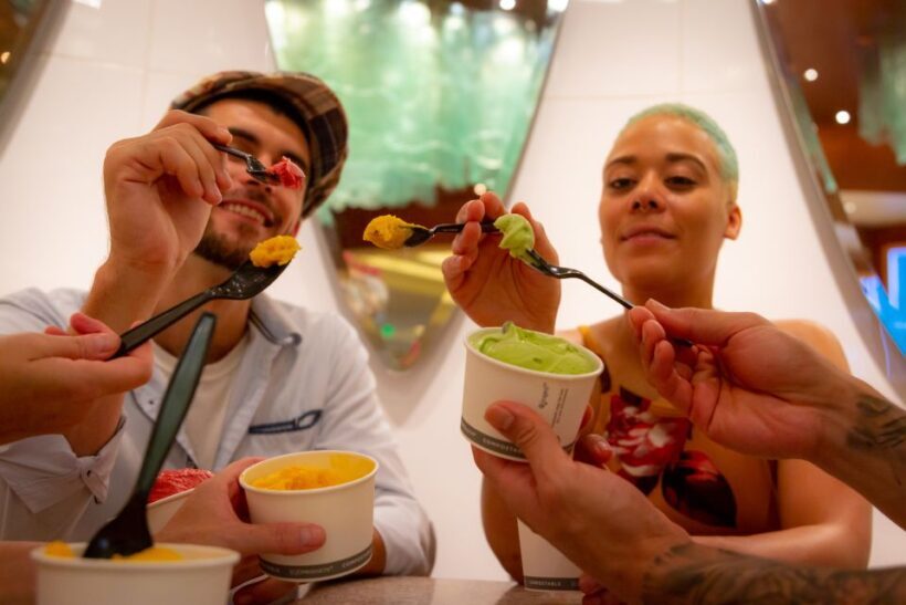 Las Vegas: Foodie Walking Tour on The Strip with Tastings - Starting Point: The Charm of New York-New York
