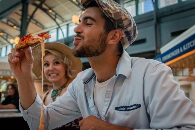 Las Vegas: Foodie Walking Tour on The Strip with Tastings - Linking the Resorts: Crystals at CityCenter