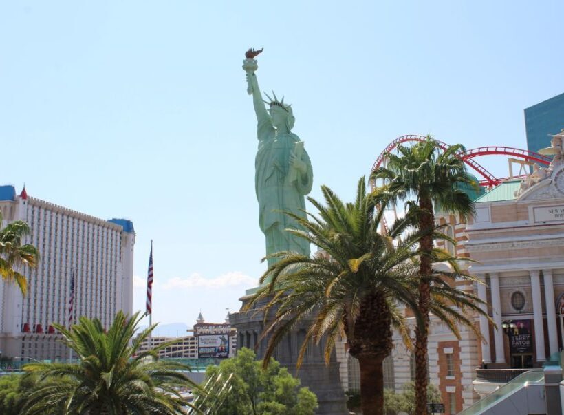 Las Vegas: Foodie Walking Tour on The Strip with Tastings - Analyzing the Value