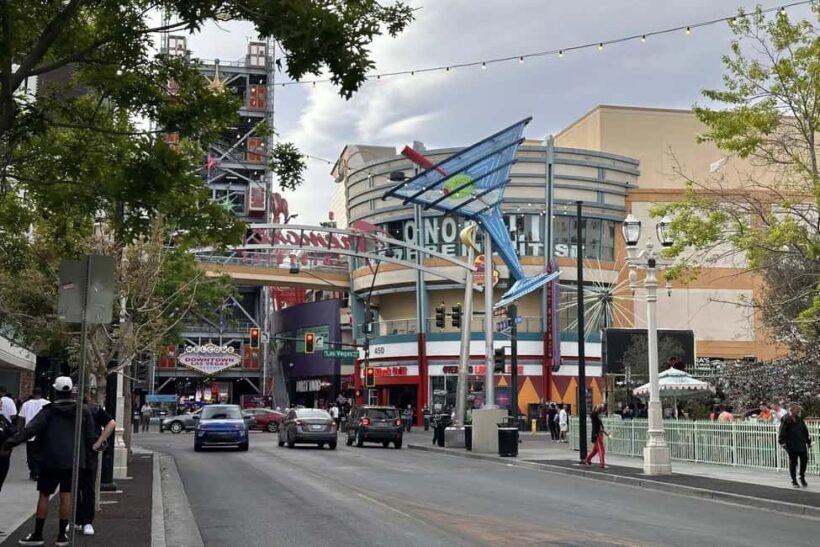 Las Vegas: Fremont East Foodie Tour - The Value Proposition
