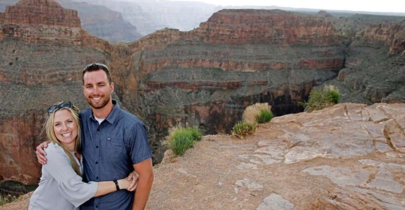 Las Vegas: Grand Canyon Flight with Optional Skywalk Entry - Key Points
