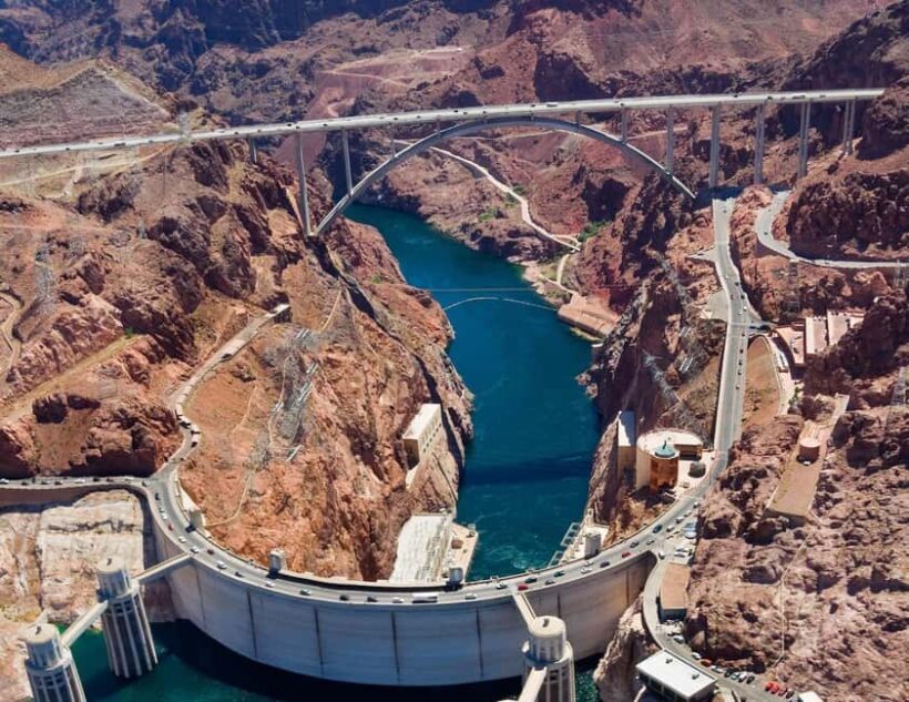 Las Vegas: Grand Canyon Helicopter Western Ranch Adventure - Scenic Return Over the Vegas Strip