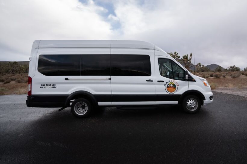 Las Vegas: Grand Canyon, Hoover Dam & 7 Magic Mountains Tour - Starting Early with a Classic Vegas Photo Op
