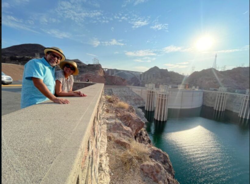 Las Vegas: Grand Canyon, Hoover Dam & 7 Magic Mountains Tour - Journey Through the Mojave Desert